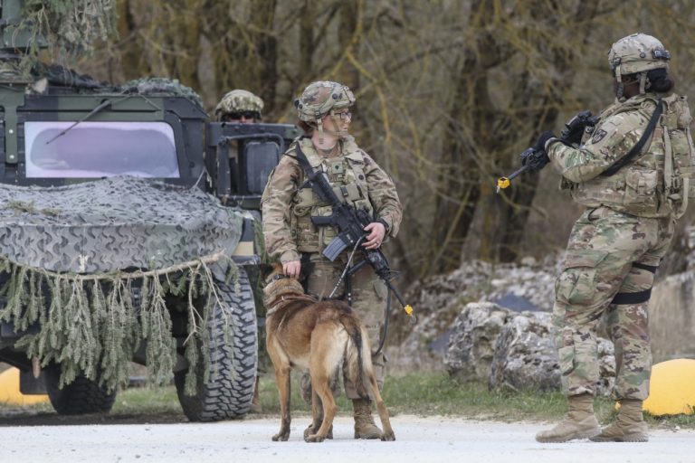 VIDEO: German army leads thousands of multinational troops at US ...