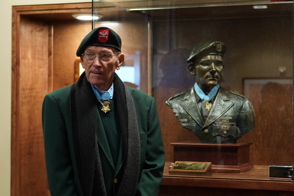Wreaths Across America honors first Vietnam War Medal of Honor ...
