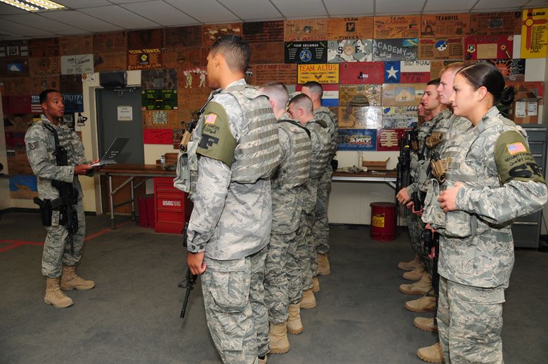 Senior Air Force NCOs in test program can become officers in two weeks ...