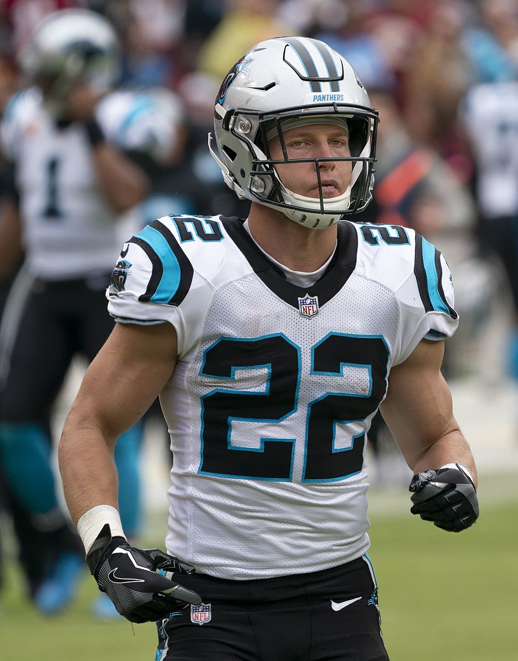 Carolina Panthers star Christian McCaffrey helps decorated Marine make ...