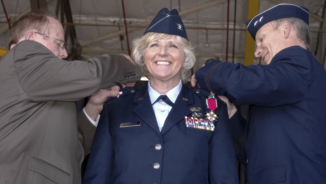 First woman to command NH Air National Guard dies | American Military News