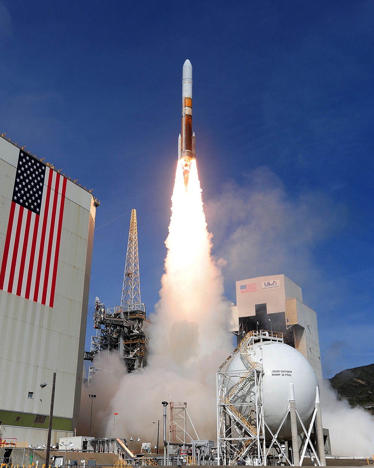 The last Delta 4-Medium rocket is set to launch Thursday with a ...