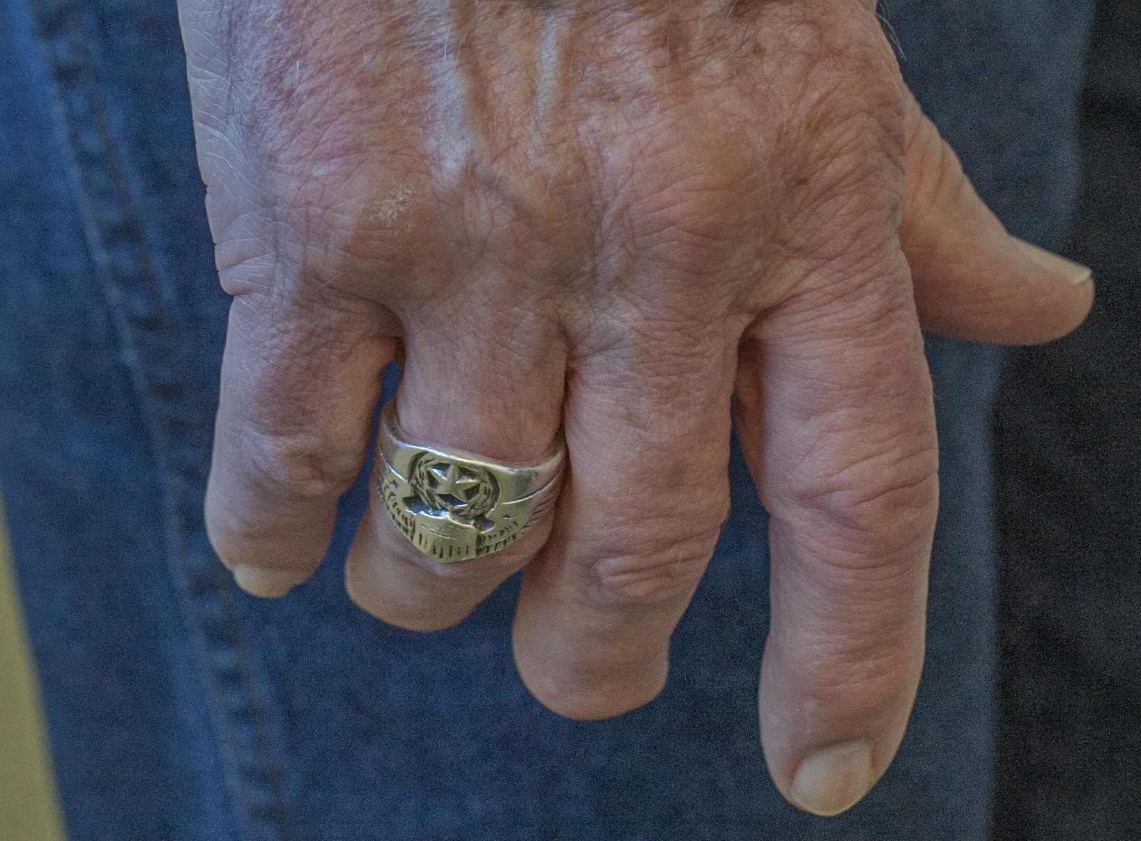 Flushed Special Forces ring gets reunited with retired Army Lt. years ...