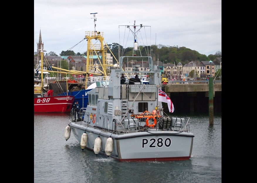 Seen on video, British Royal Navy lets new human piloted jetpack land ...