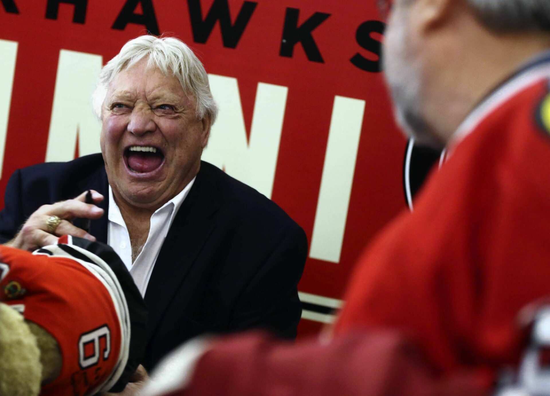 Chicago Blackhawks legend Bobby Hull dies