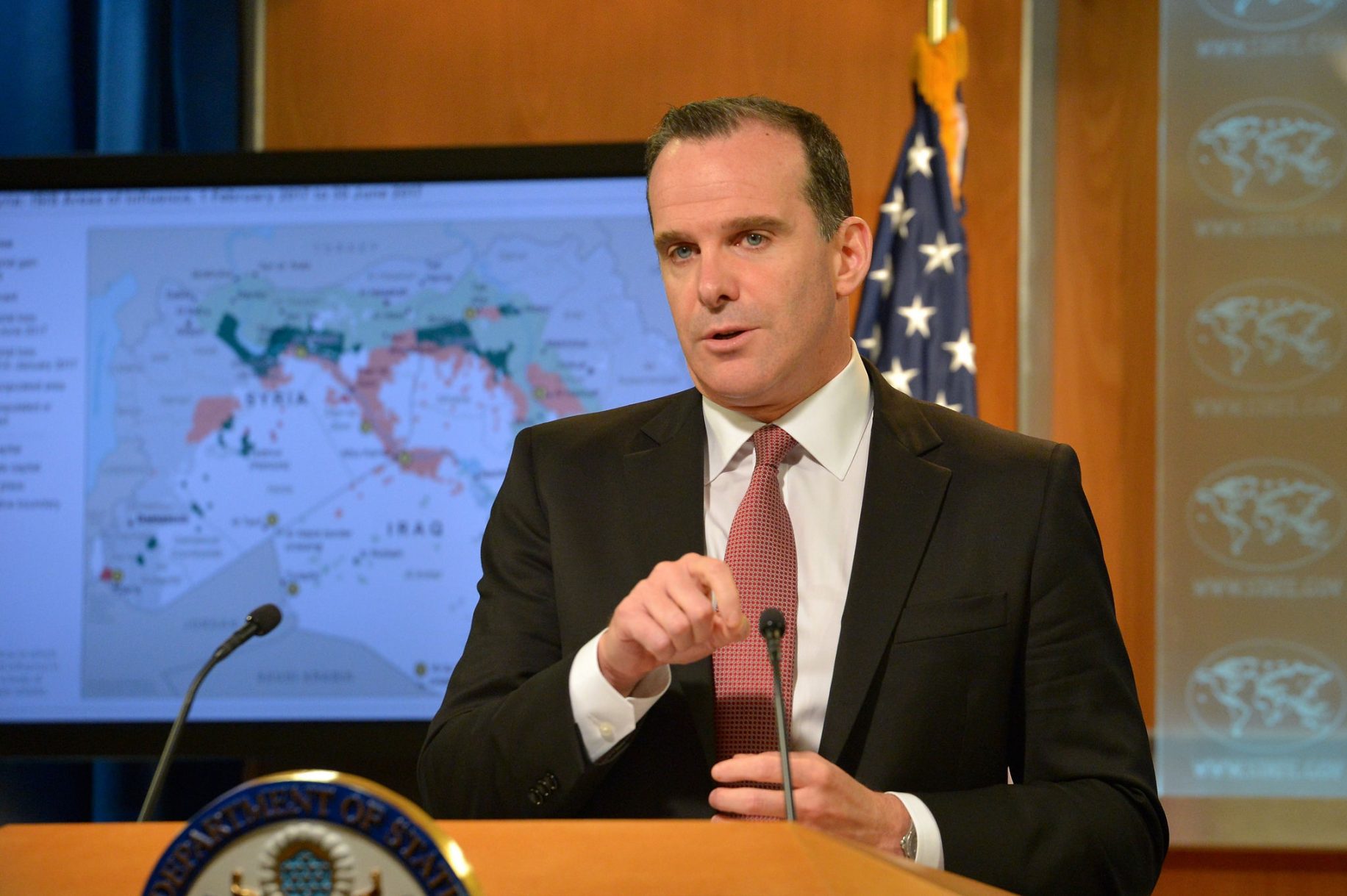 US envoy to anti-IS coalition reportedly resigning to protest Syria ...