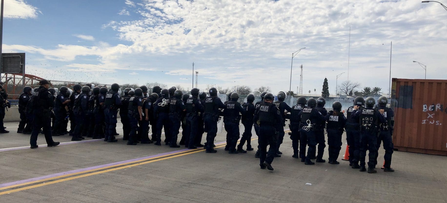 CBP officers in riot gear deployed after migrant group arrives at El ...