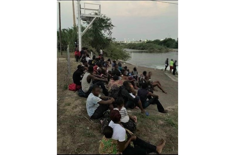 Video Border Patrol Detains 116 African Migrants Crossing Us Mexico