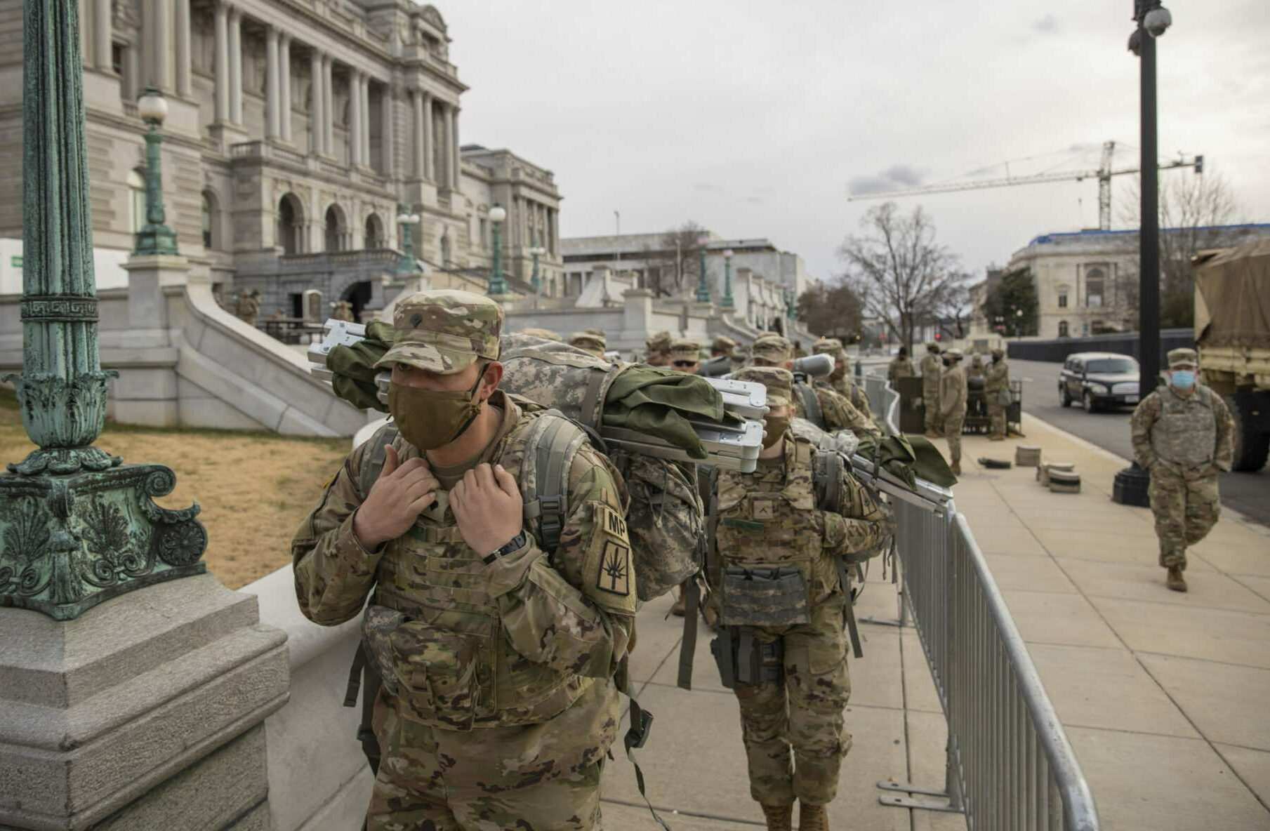 Pics: 21,500 troops now on the ground in DC for Biden inauguration ...