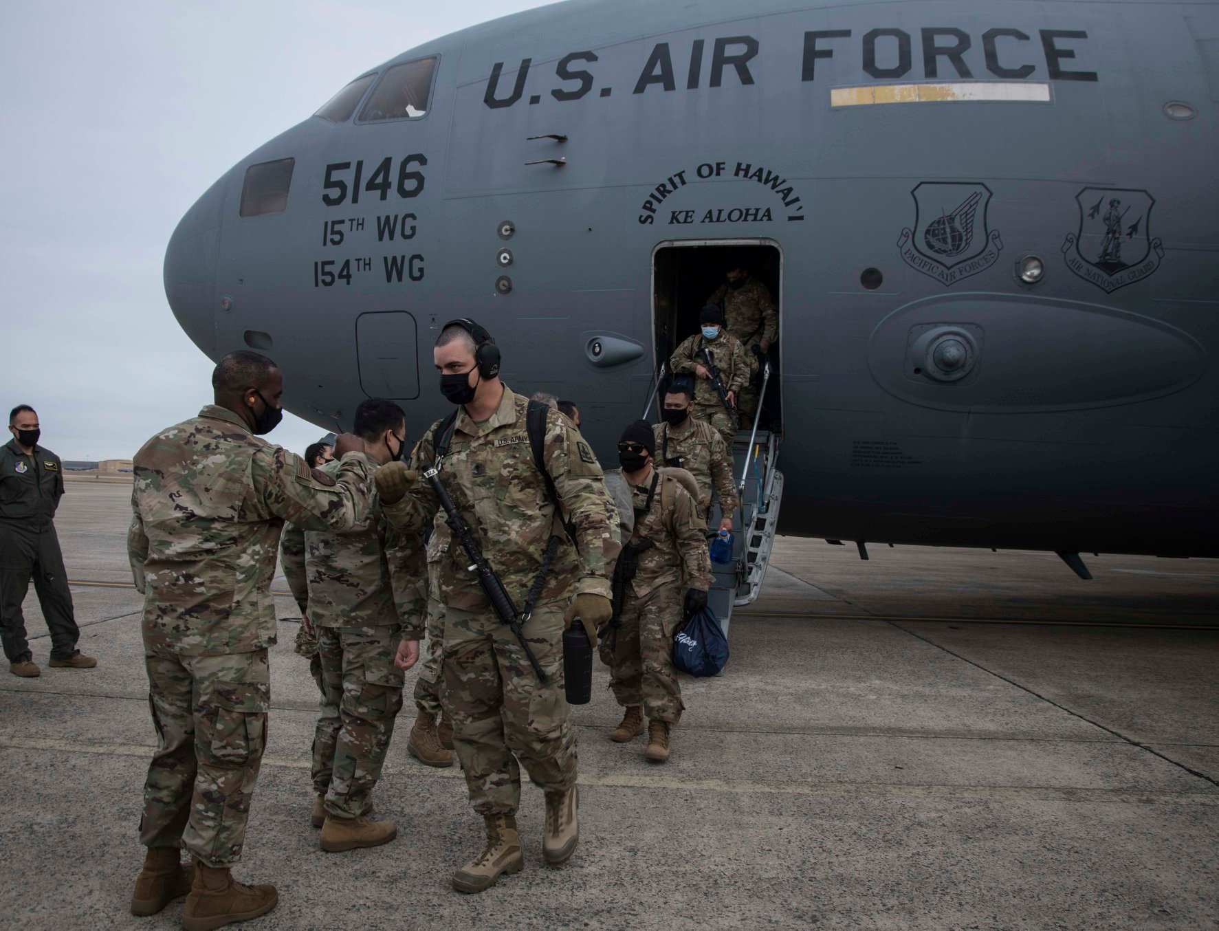 Pics: 21,500 troops now on the ground in DC for Biden inauguration ...