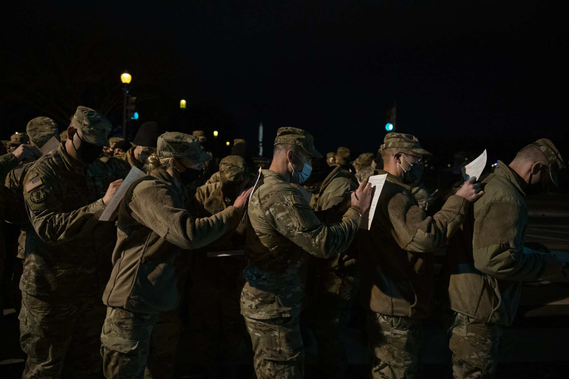 Pics: US Marshals deputize 2,000 troops for Biden inauguration in front ...