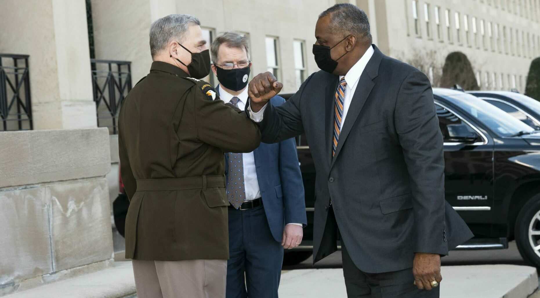 Pics: Biden's SecDef Gen. Austin just sent the military his first ...