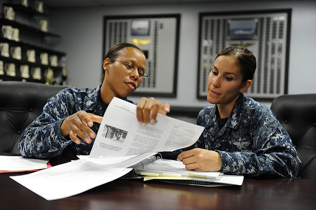Navy to allow ponytails, dreadlocks and other hairstyles for female sailors | American Military News