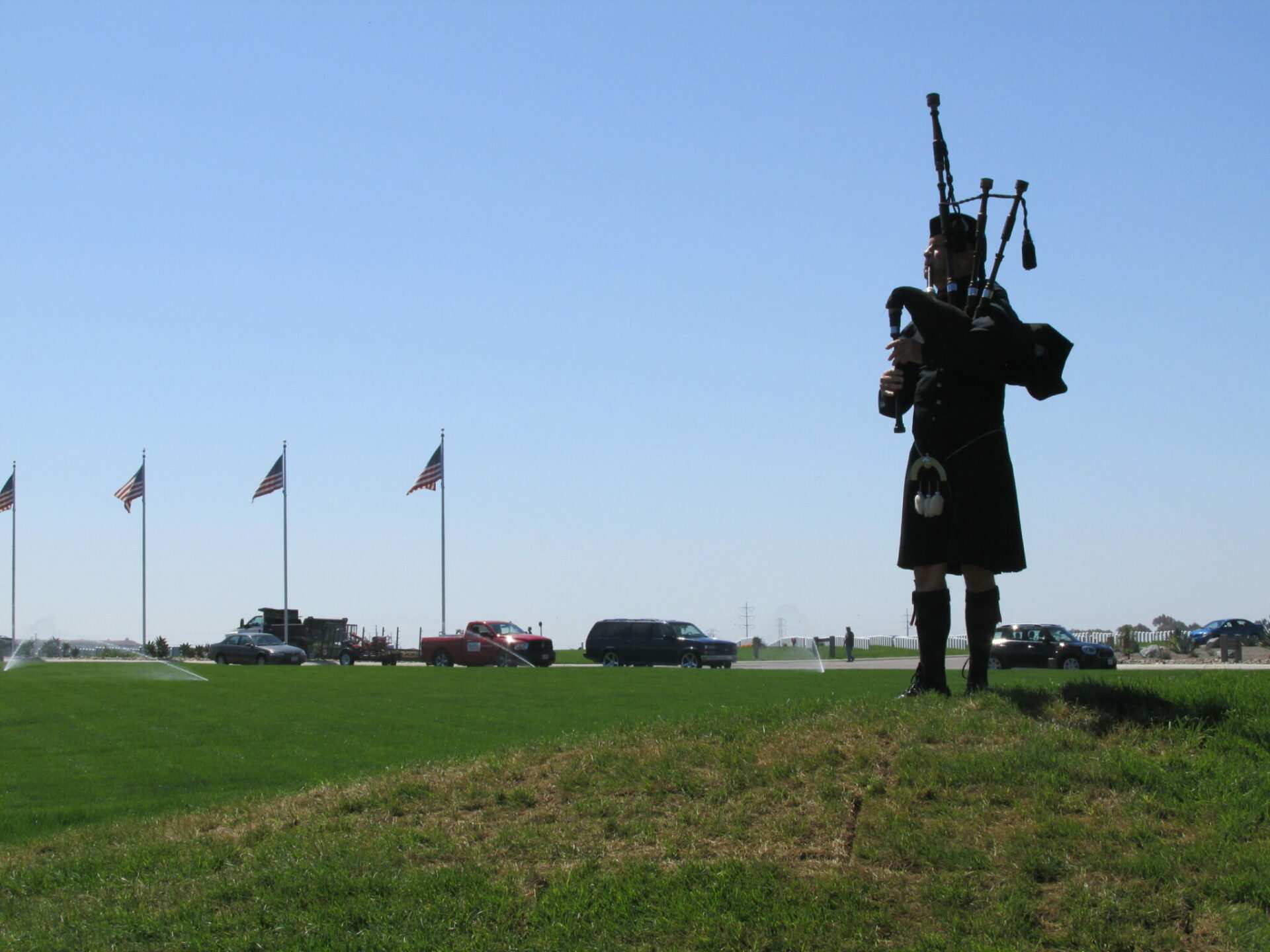Pics: Navy SEALs dedicate monument to fallen underwater demolition ...