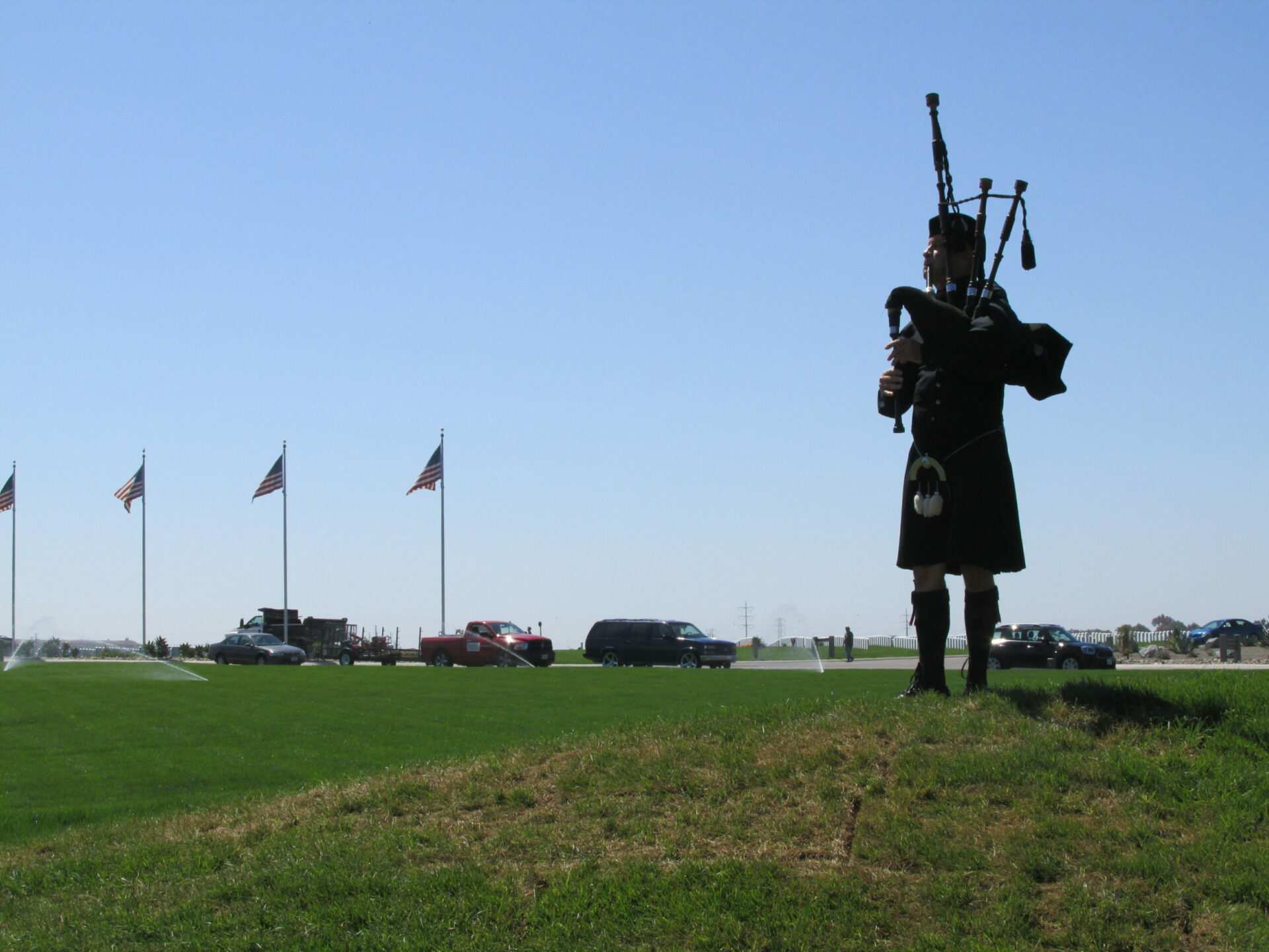 Pics: Navy SEALs dedicate monument to fallen underwater demolition ...