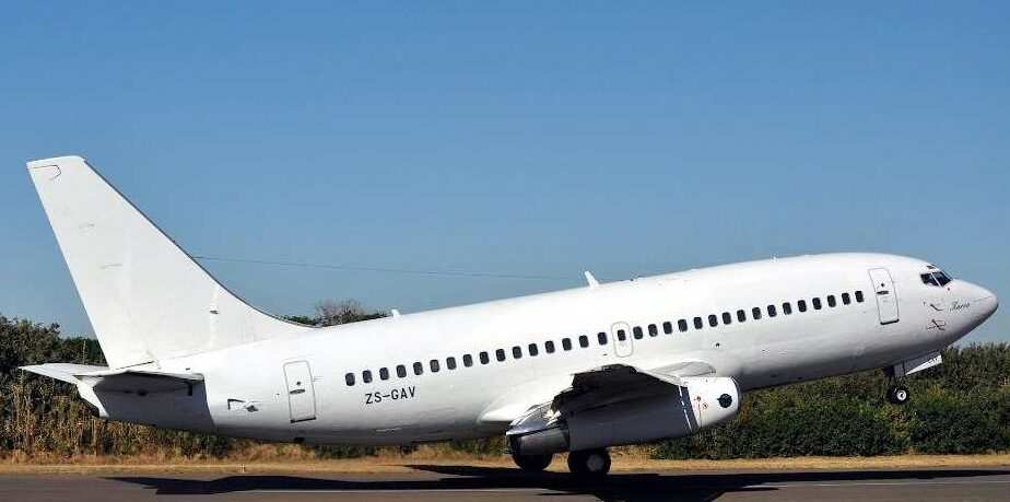 Boeing 737 goes down off coast of Hawaii near Honolulu | American ...