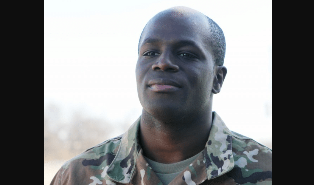 Former NFL player fulfills goal of joining the Army | American Military ...