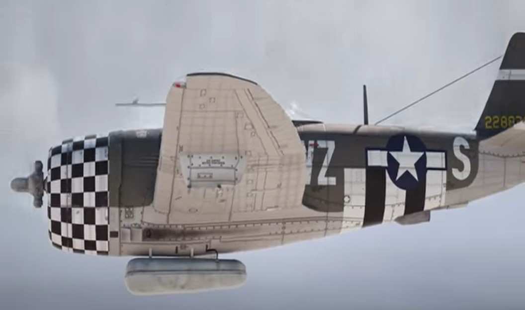 Video: The amazing engineering of the P-47 attack plane from WWII ...
