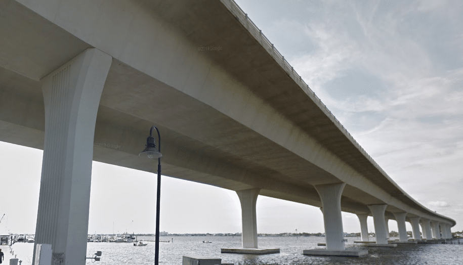 Florida's Roosevelt Bridge at risk of 'imminent collapse' after crack ...