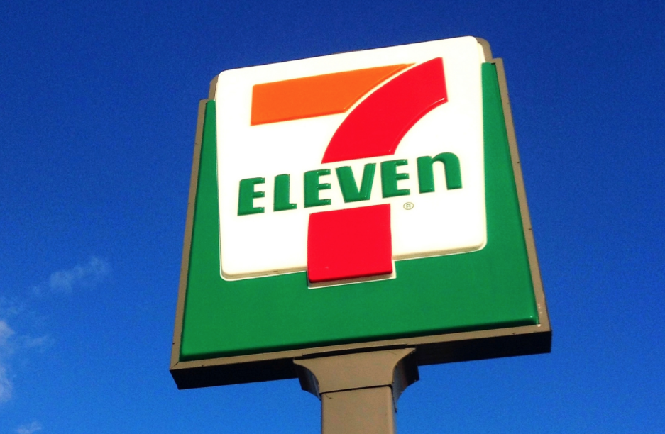 ICE 7-Eleven raids showcase new immigration strategy | American ...
