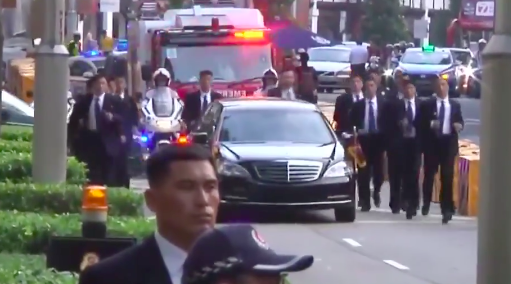 Kim Jong Un's 12-man running bodyguard team is back - VIDEOS | American ...