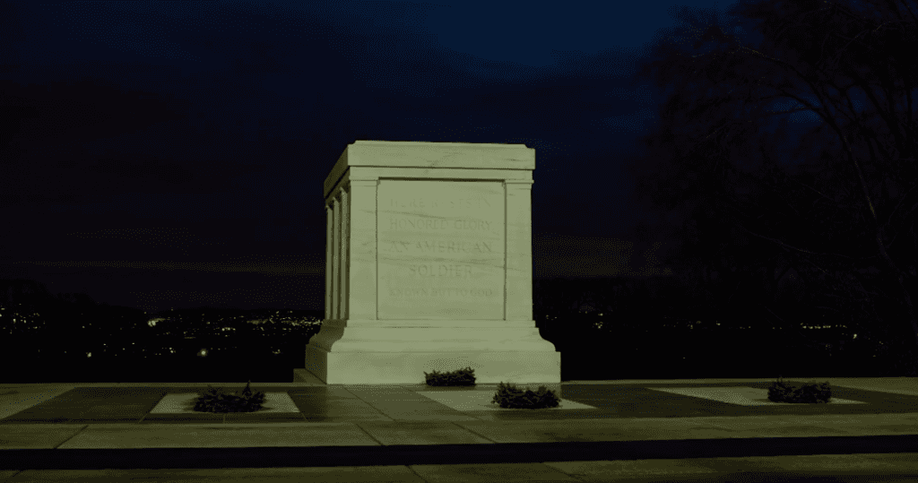 Watch beautiful sunrise timelapse at the Tomb Of The Unknown Soldier ...