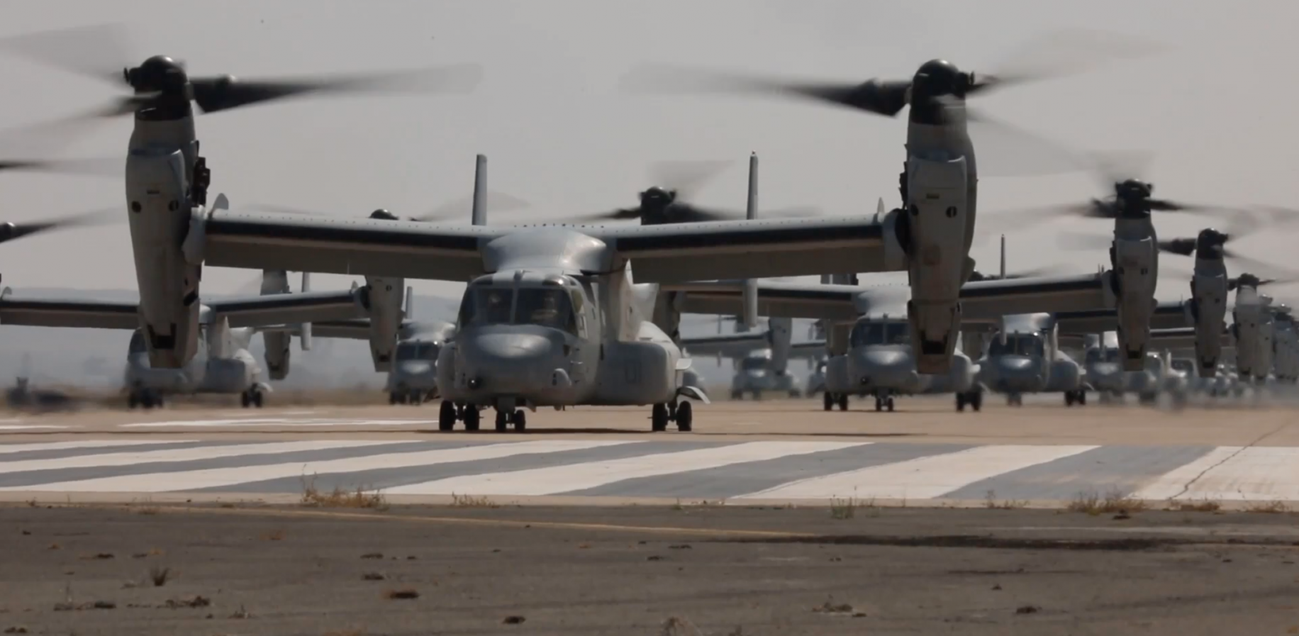 Massive flight formation of the largest US helicopter and VTOL: V-22 ...