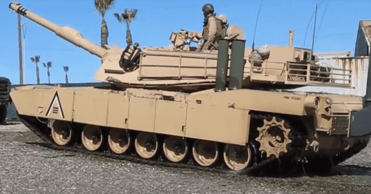 Watch M1 Abrams tanks going in for a dive during amphibious landing ...