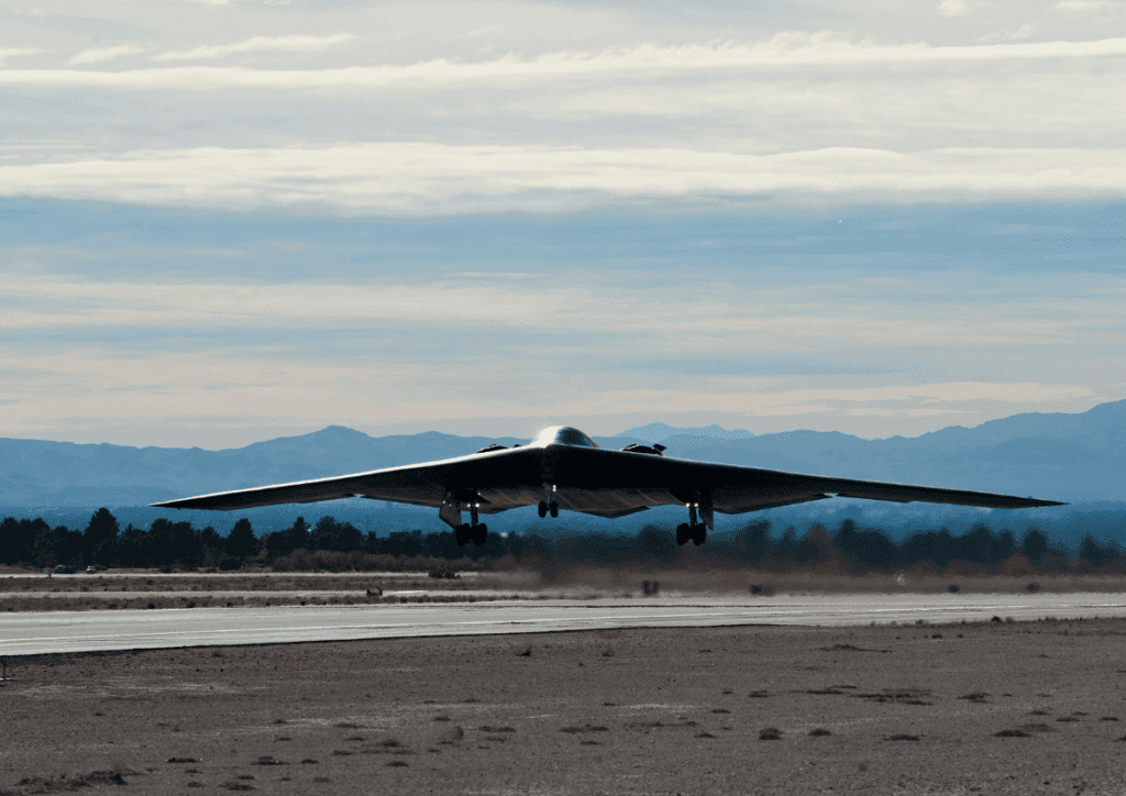 Here are 7 amazing high-res photos of the B-2 bomber | American ...