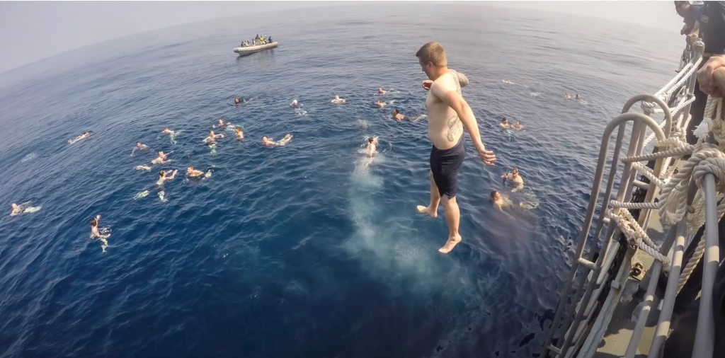 (WATCH) Navy sailors' coolest perk? Jumping off aircraft carriers to ...