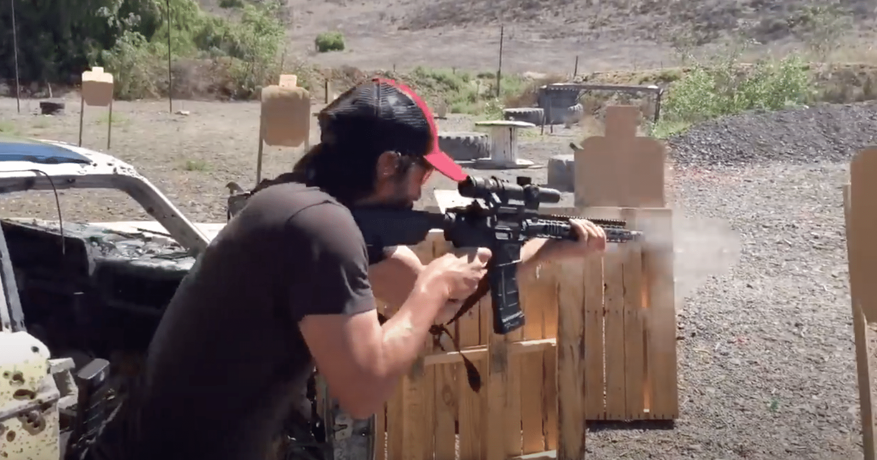 Watch Keanu Reeves show off incredible sharpshooting skills for 'John ...