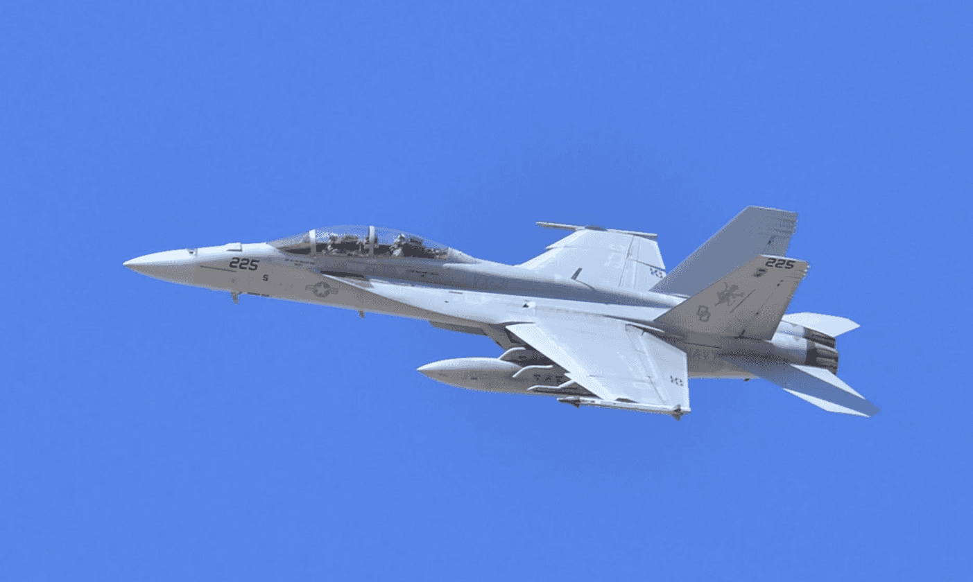 Navy F/A-18 fighter jet crashes in Death Valley; pilot ejects ...