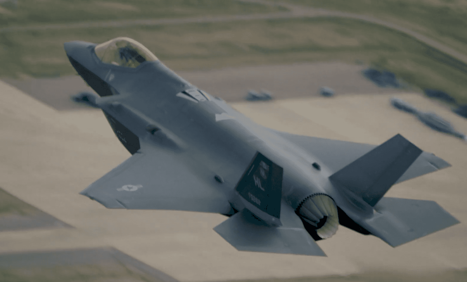 Here's a look at the historic Air Force flyover set for Super Bowl ...