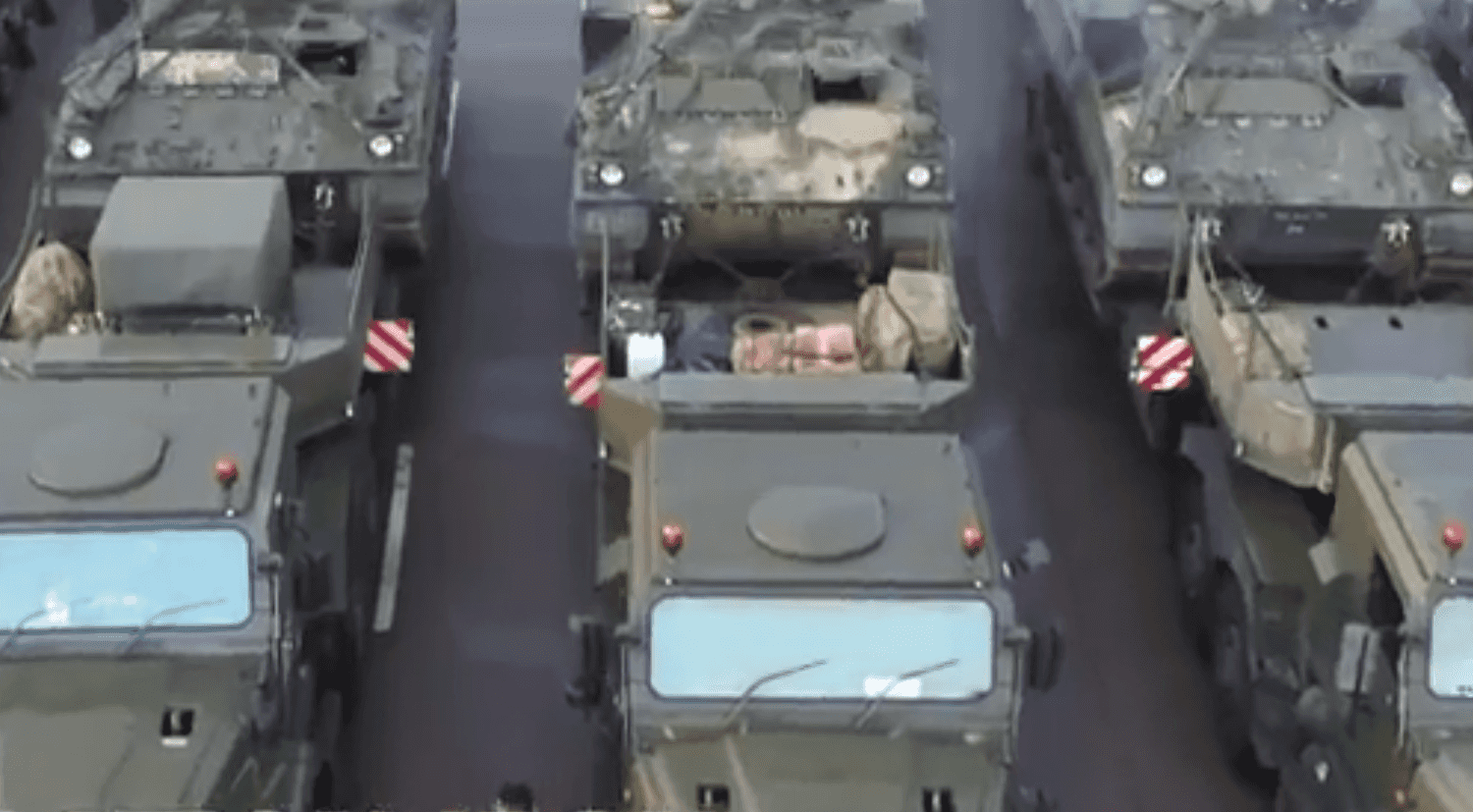Video: Huge NATO tank convoy headed to Russian border country ...
