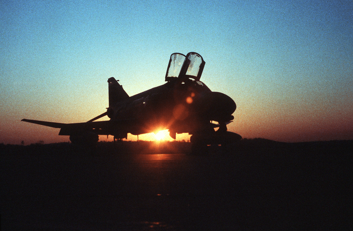 Ret. Air Force Weapons School instructor details near-death fighter jet ...