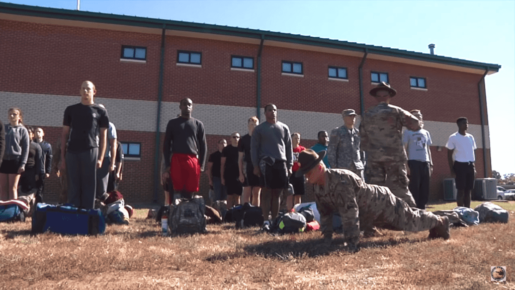 Watch new Army National Guard recruits experience a 'shark attack' in ...