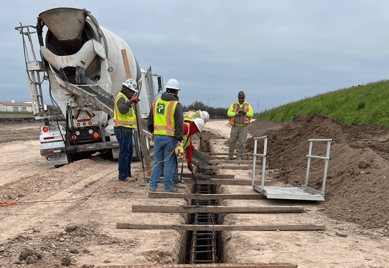 Texas releases photos building their own border wall | American ...