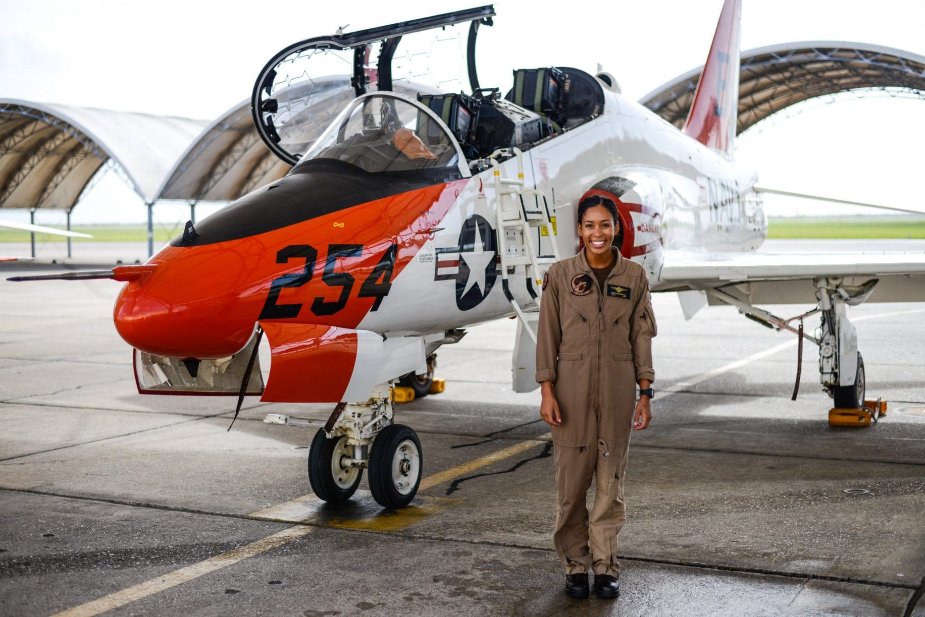 Us Navy Announces Its First Black Female Fighter Pilot American