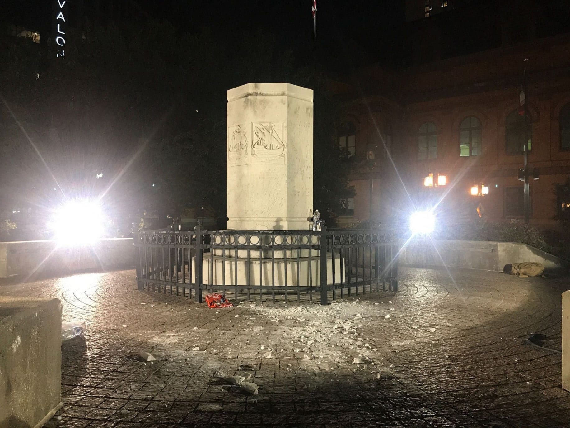Video/Pics: Christopher Columbus statue in Baltimore torn down, tossed ...