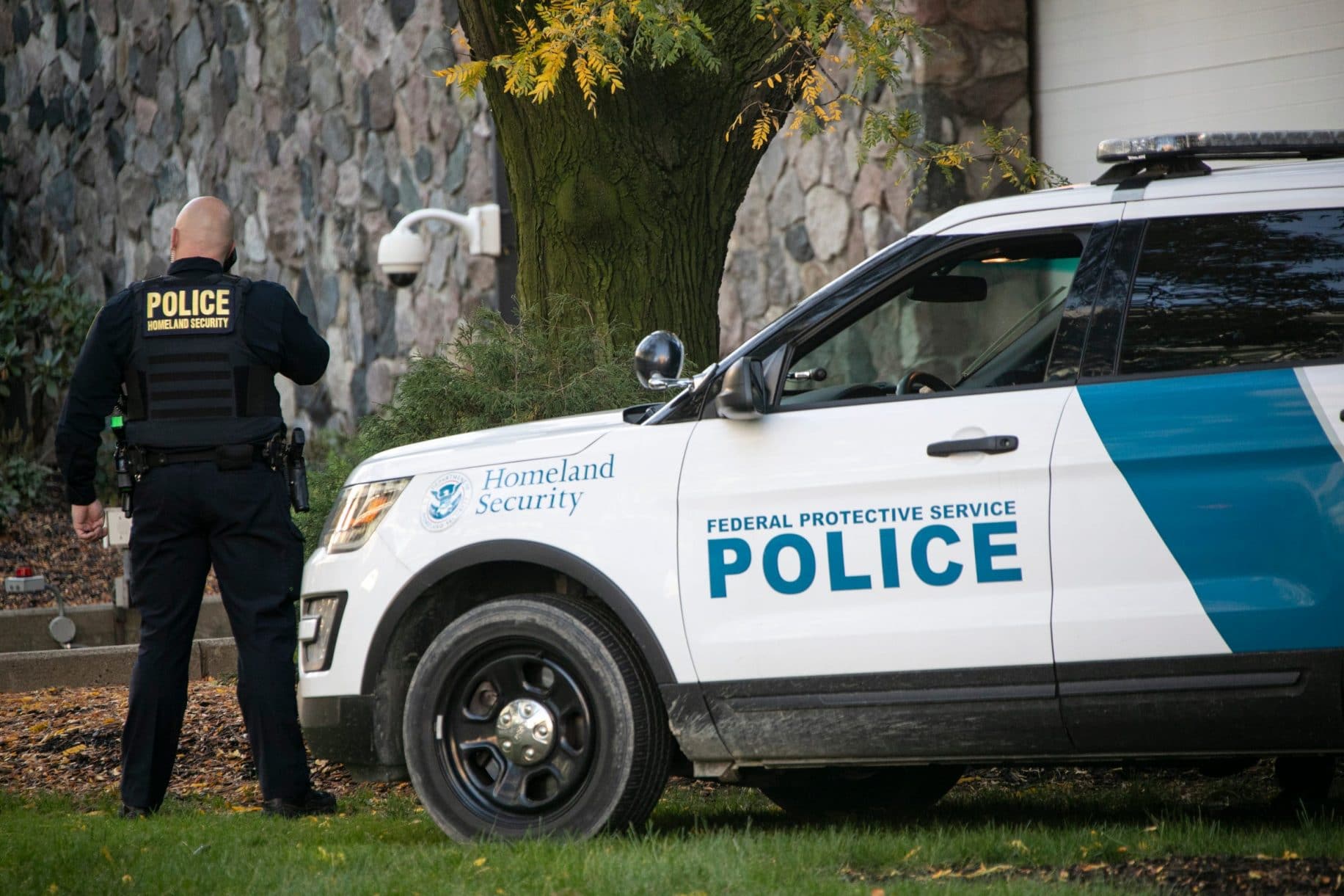 DHS issues nationwide terrorism alert over 'violent extremists ...