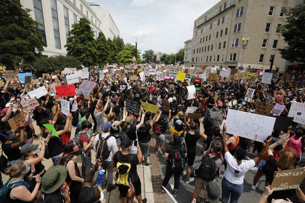 Videos/Pics: Massive protests fill Washington DC to decry killing of ...