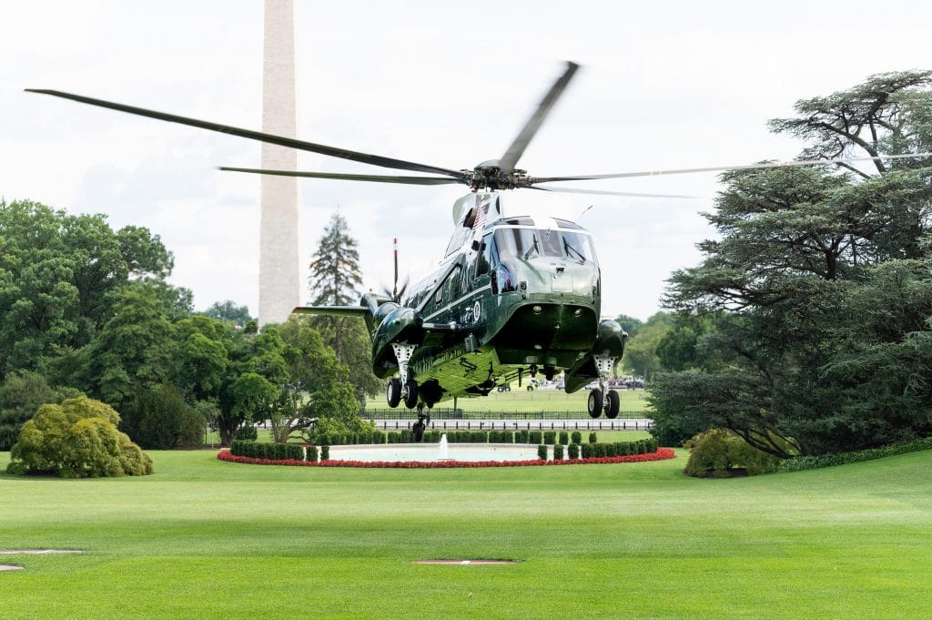 Trump's new helicopter has a flaw: It scorches the White House lawn