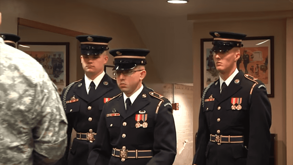 (VIDEO) Check out behind the scenes at the Tomb of The Unknown Soldier ...