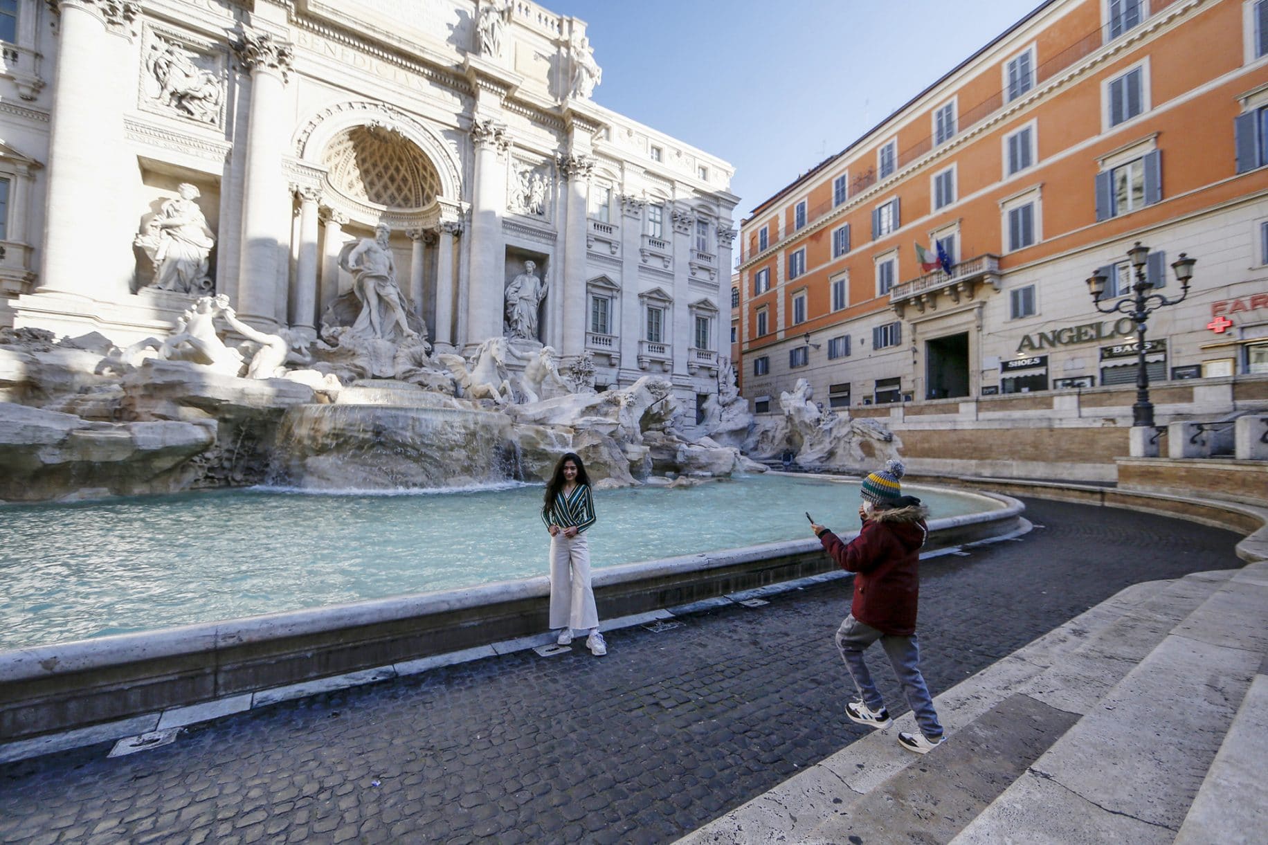 ISIS warns terrorists to avoid Europe until coronavirus passes ...