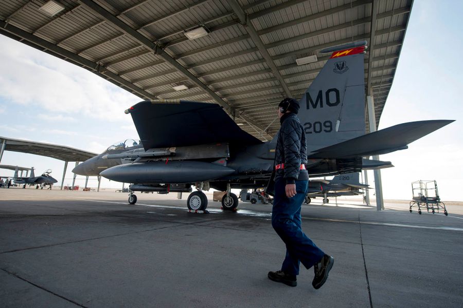 Air Force tests new wing structure that eliminates group commanders ...