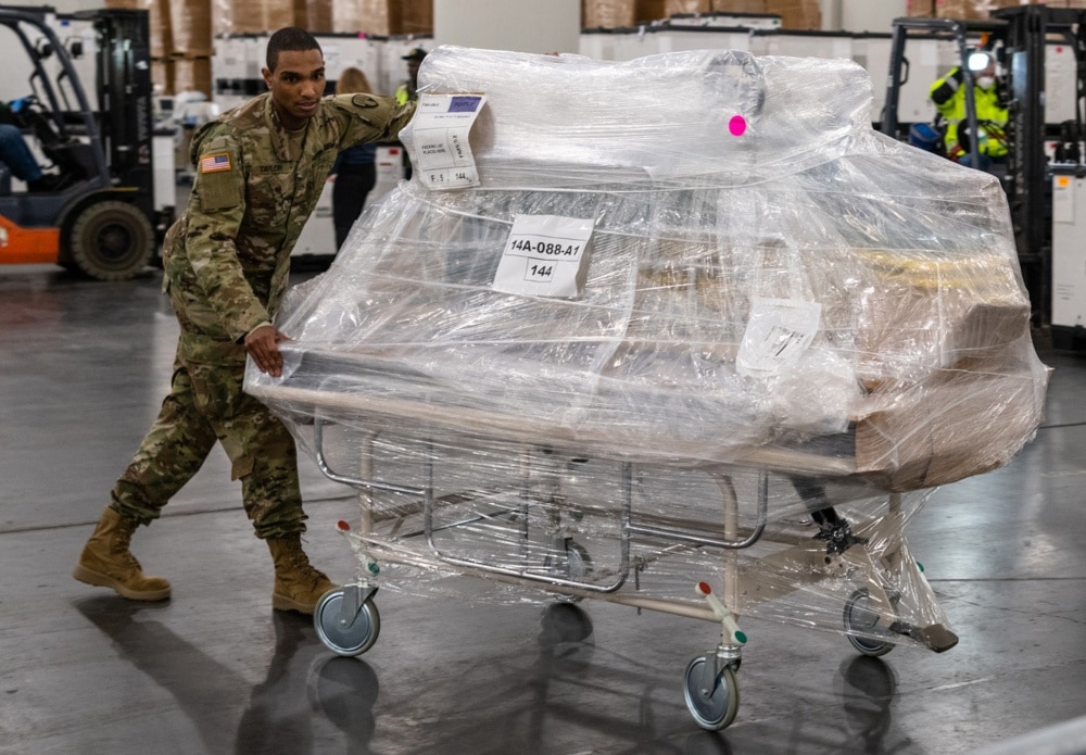 Pics/Videos: US Army, NY National Guard set up 1,000-bed makeshift ...